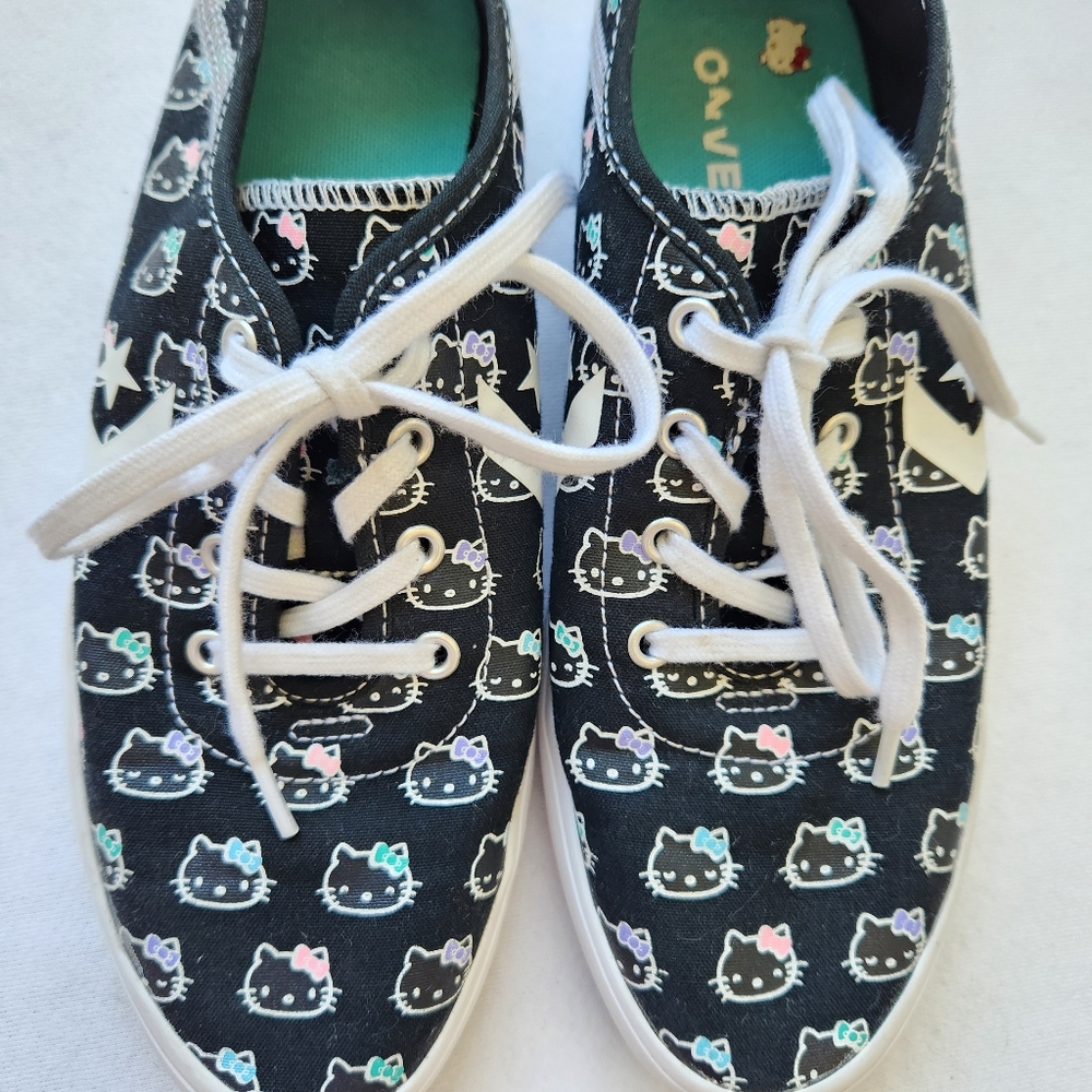Converse Hello Kitty Print Collab Chuck Taylor Low Sn… - Gem